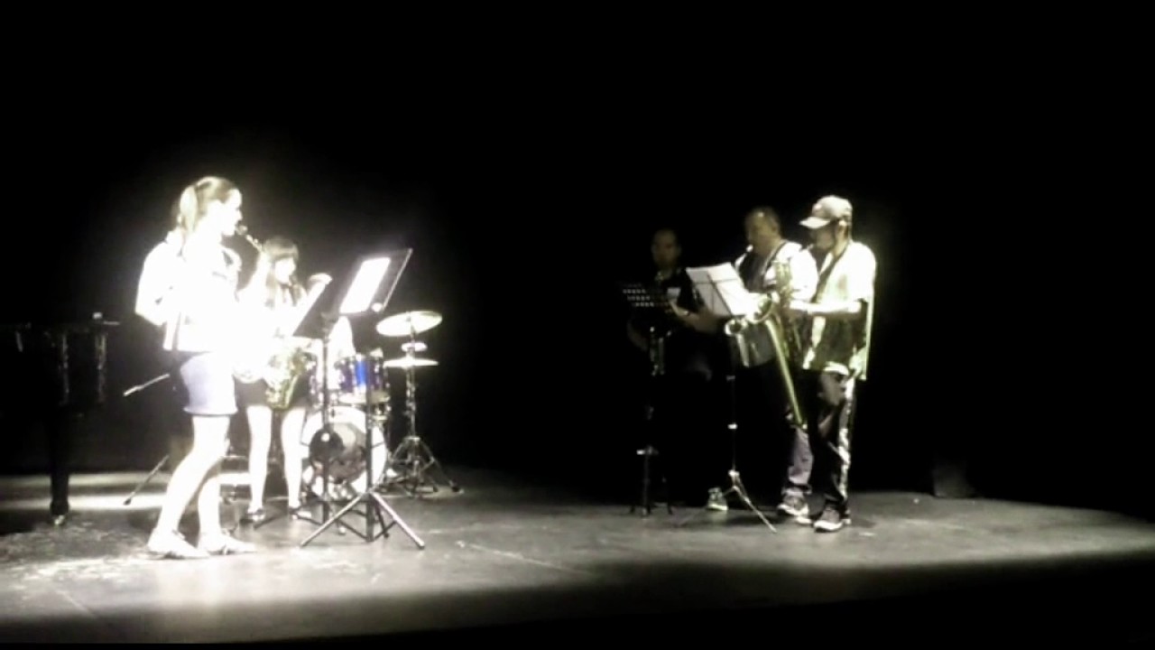 Six Sax Band & Battery - Peter Gunn - YouTube