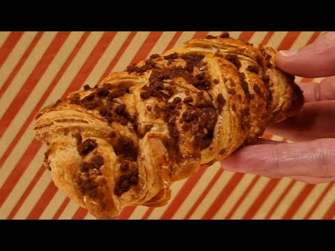 Lidl Gingerbread Plait - Random Reviews - YouTube