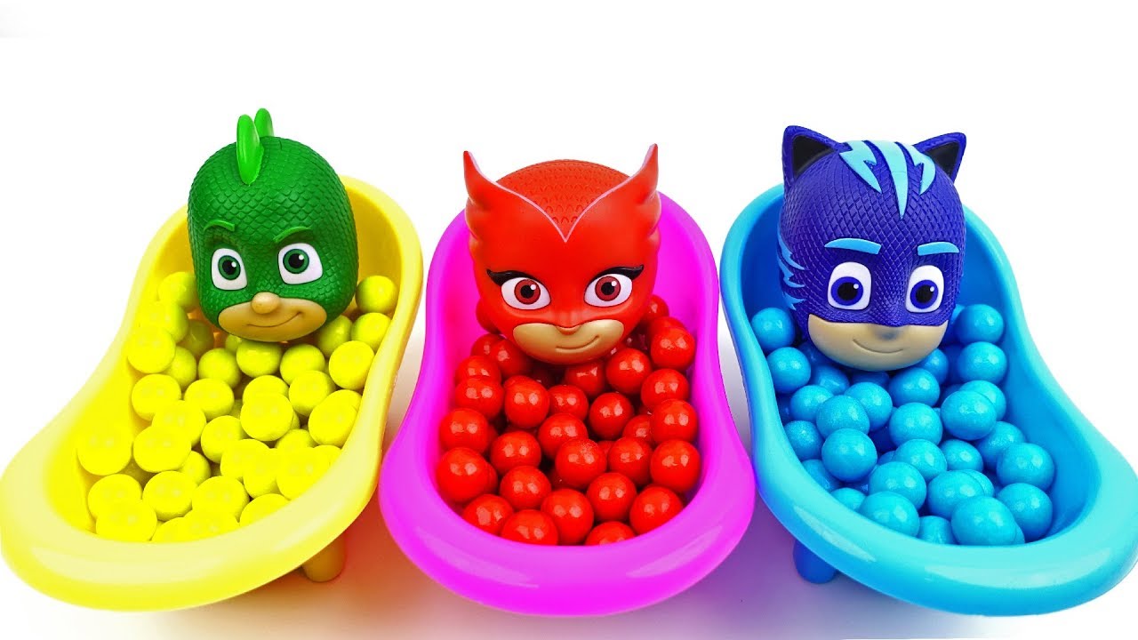 Learn Colors With Pj Masks Toys Bathtub Sweat Candy And Squish Balls ...