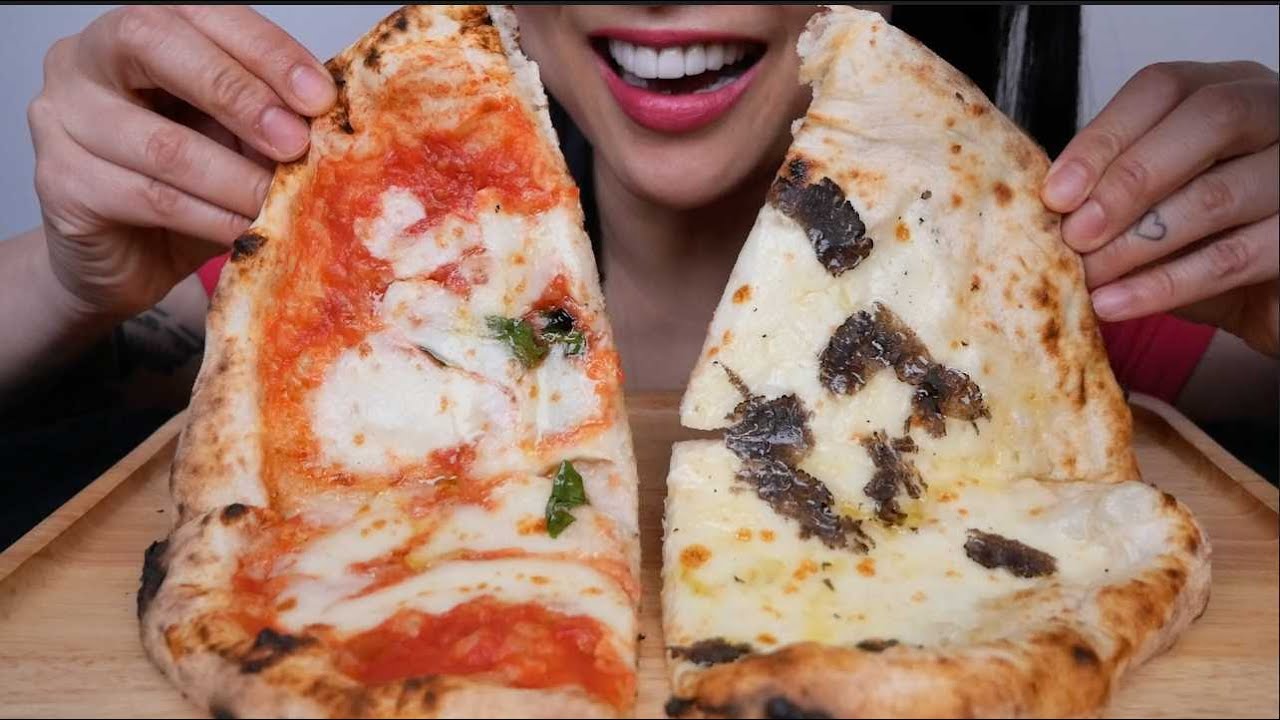 PIZZA (ASMR EATING SOUNDS) LIGHT WHISPERS | SAS-ASMR - YouTube