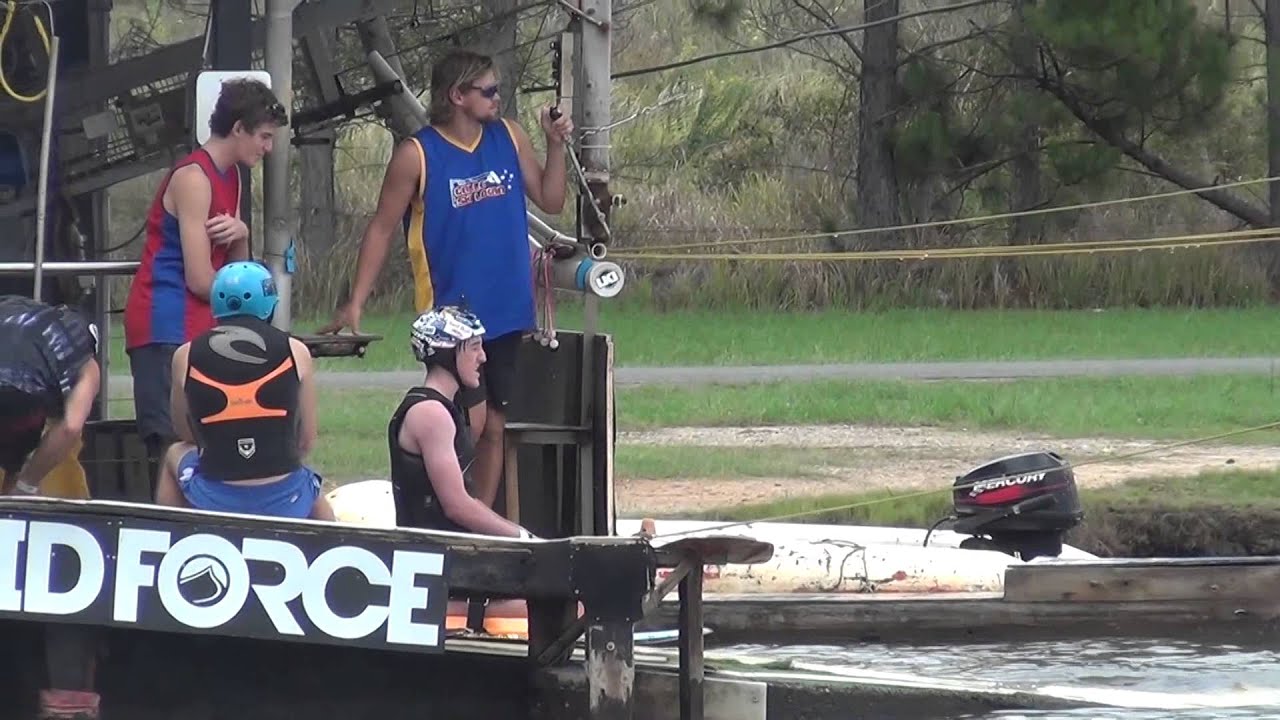 Kneeboarding cable - YouTube