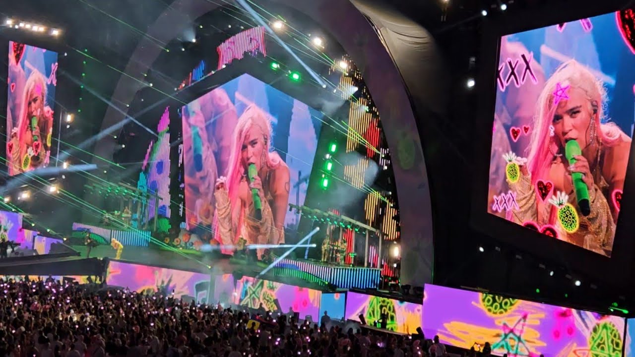 Karol G / Mañana Será Bonito / Concierto / Santiago Bernabéu / Madrid ...