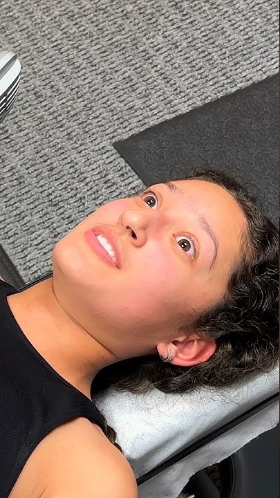 Her Eyes Say It All #chiropractor #chiropractic #dubai #munich #istanbul - YouTube