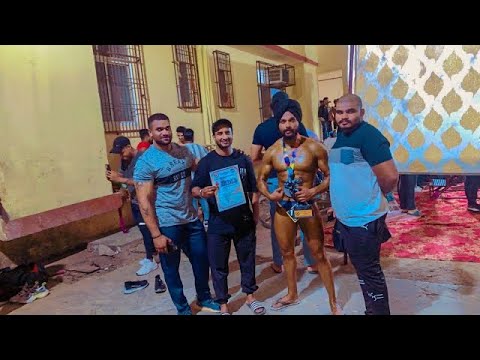Bodybuilding competition preparation - YouTube
