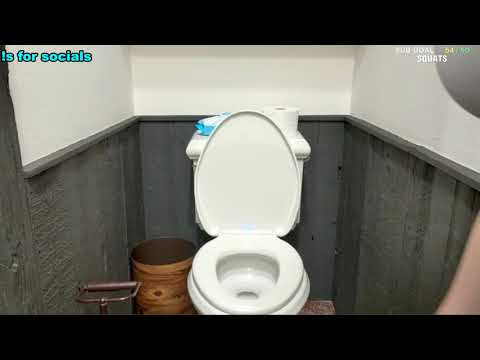 AMOURANTH AND TOILET #twitch #clips #amouranth #stars