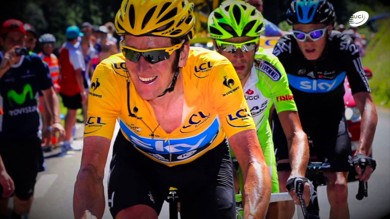 Graham Watson @ 2012 Tour de France - YouTube