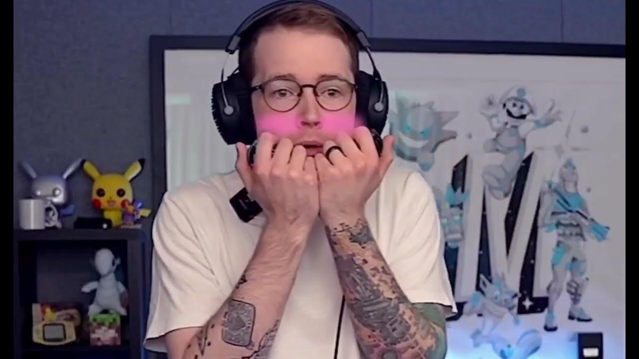 DanTDM caught saying uwu while playing WarioWare Move It - YouTube