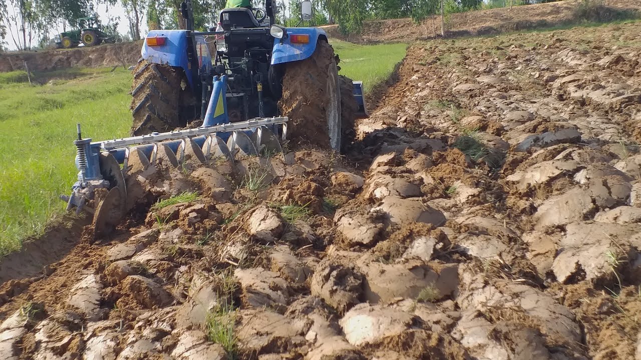 ไถนาตม ดินเหนียว ผาน 7 ใบ 26 new holland tt4.65 จะแรงเหมือนเดิมไหม@อะไร ...