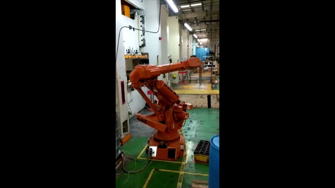 Robot IRB 6400 M97 ABB - YouTube