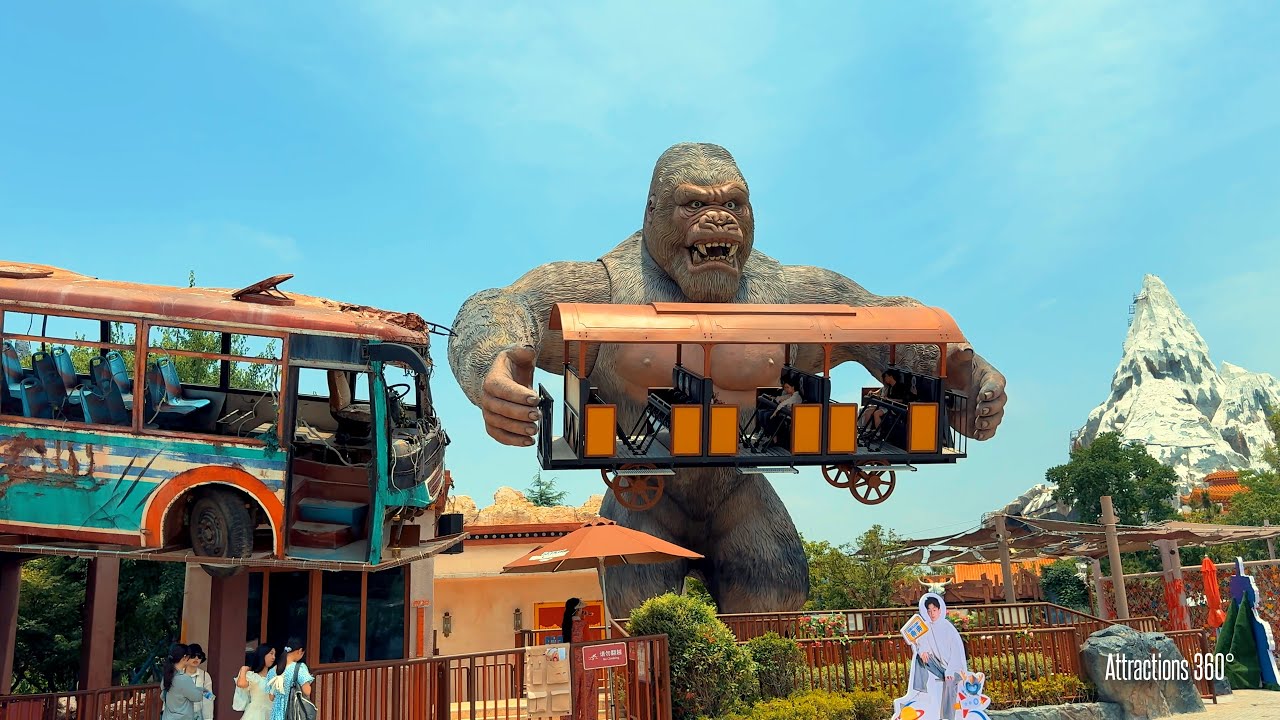 Bizarre King Kong Ride & Ark Venture Shoot the Chute Water Ride ...