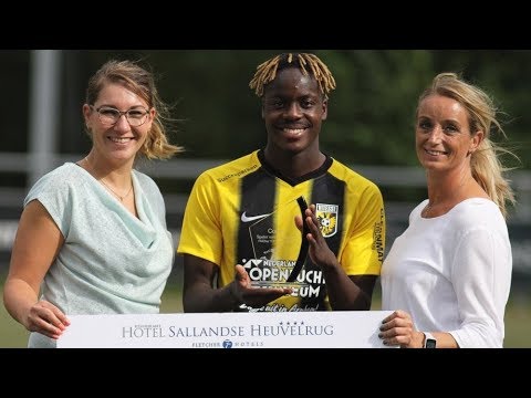 Richie Musaba (Jong Vitesse) uitgeroepen tot 'speler van het toernooi ...