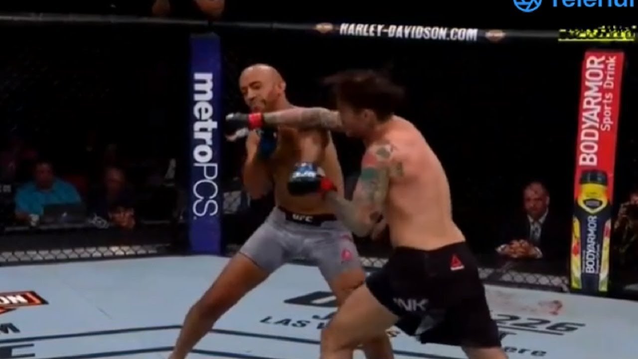CM Punk VS Mike Jackson - Highlights - UFC 225 - YouTube