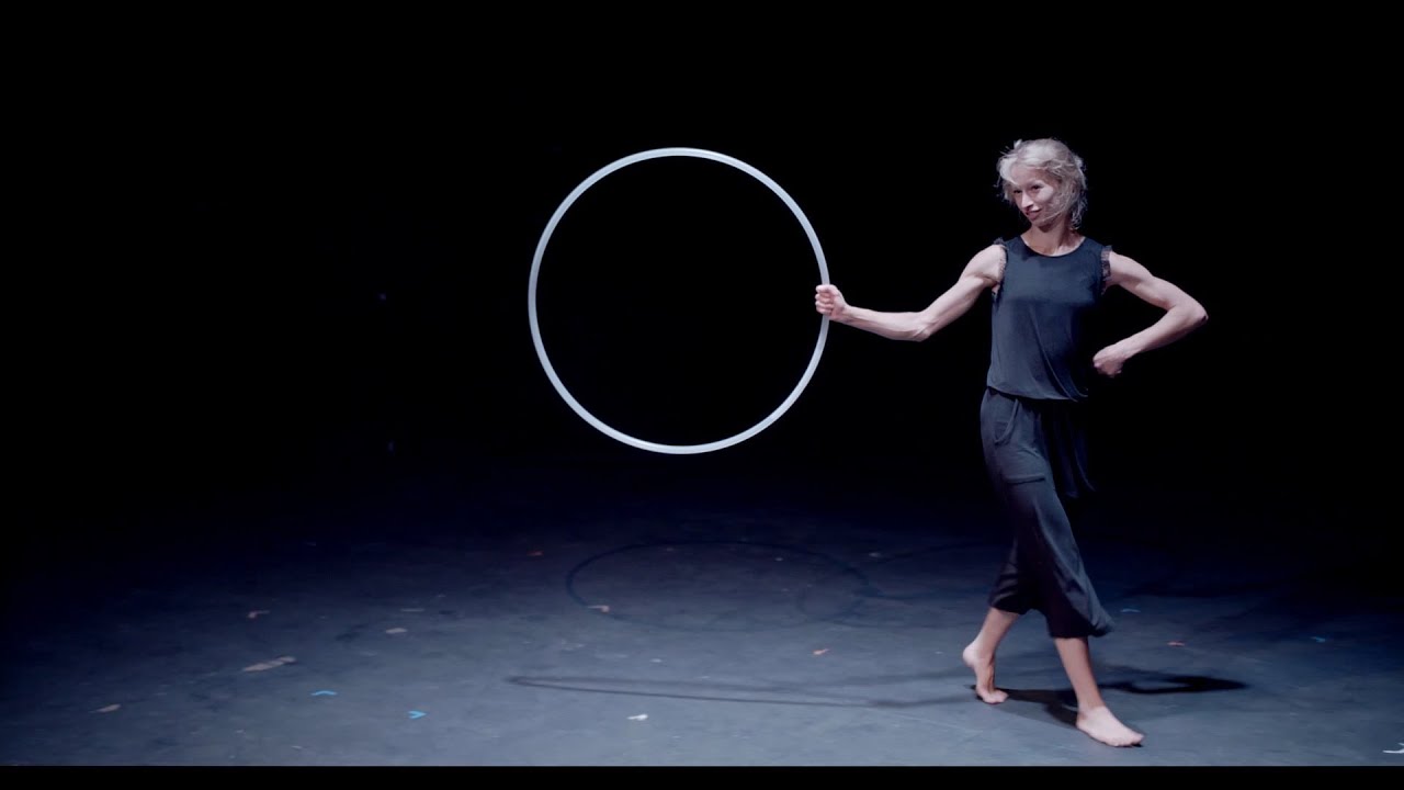 ON HOOLA HOOPING - YouTube