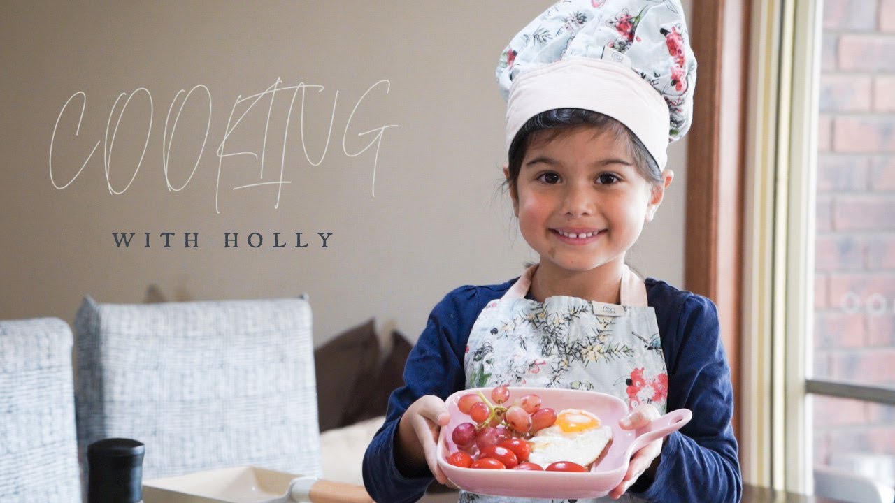 COOK WITH ALLTHINGS HOLLY - YouTube