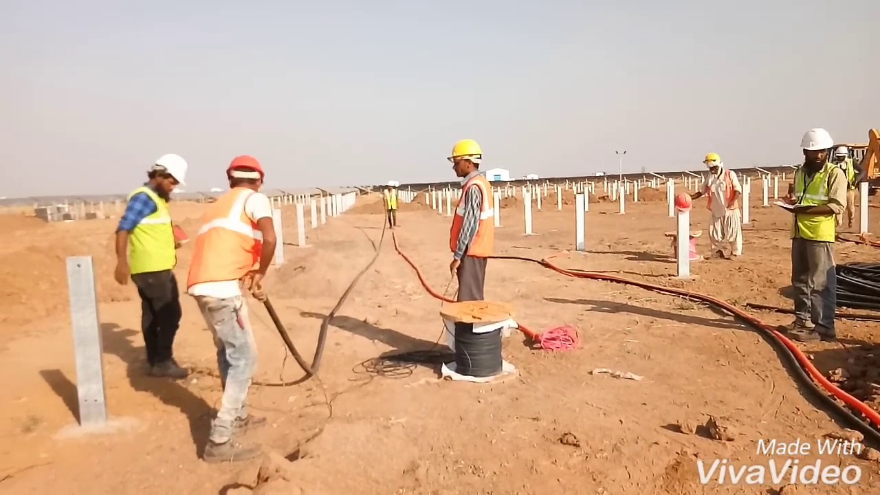 Solar Power plant DC cable laying work in Gujarat Mahindra Susten site ...