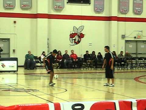 Yekta ibrahimoglu(Futsal gosterisi oncesi) - YouTube