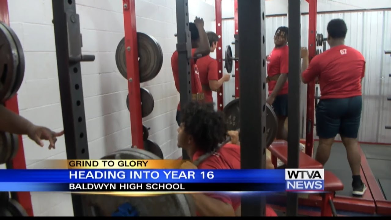 Grind to Glory: Baldwyn Bearcats prepare for football season - YouTube