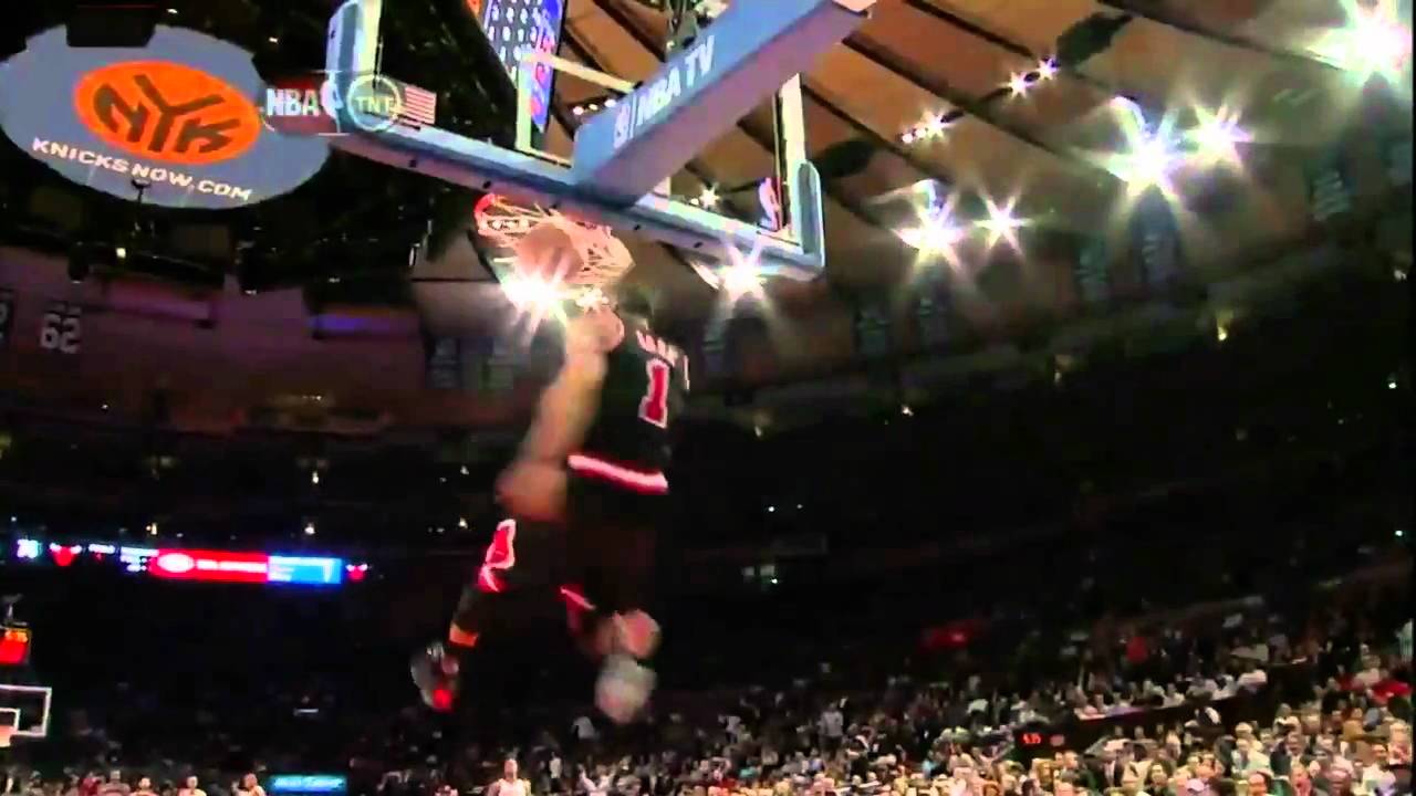 Derrick Rose Reverse Dunk Wallpaper
