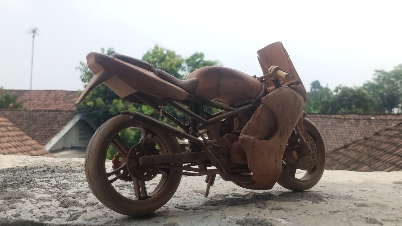 Diy miniatur motor NINJA RR150 dari kayu - YouTube