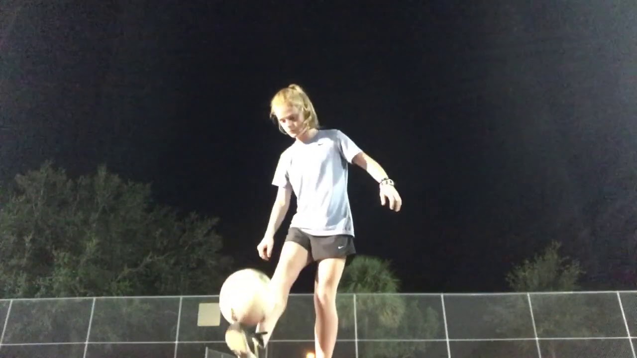Mackenzie smith soccer training - YouTube