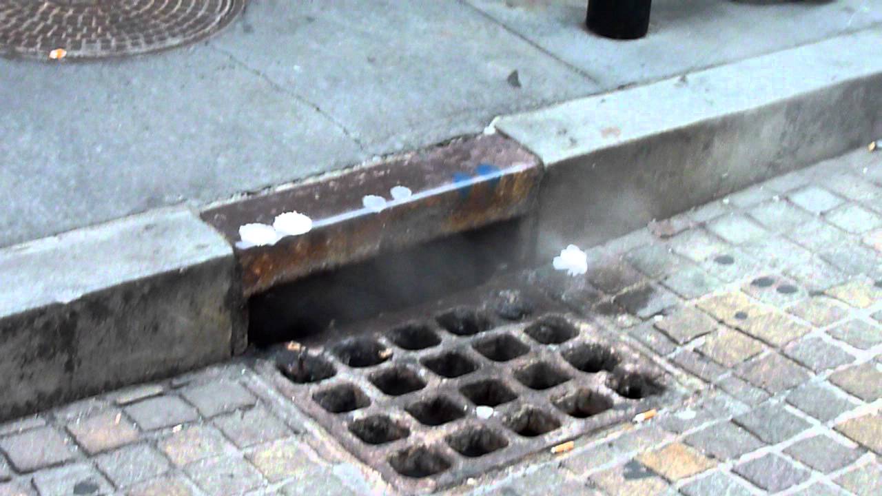 Smoking Drains in New York.MOV - YouTube