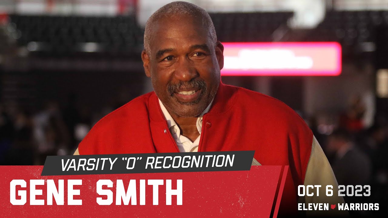 Gene Smith recognized as honorary Varsity “O” letterwinner - YouTube