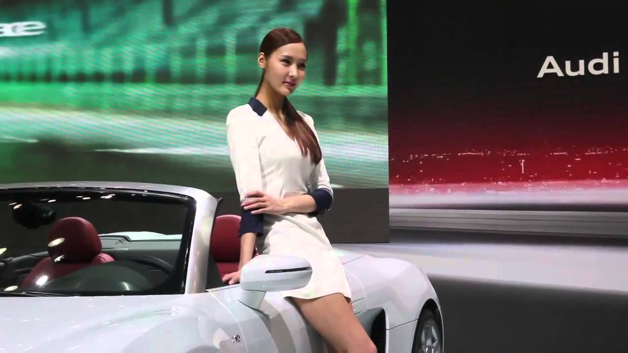 Racing Girl Wars No 21 AUDI R8 V10, Seoul Motor Show 2013 - YouTube