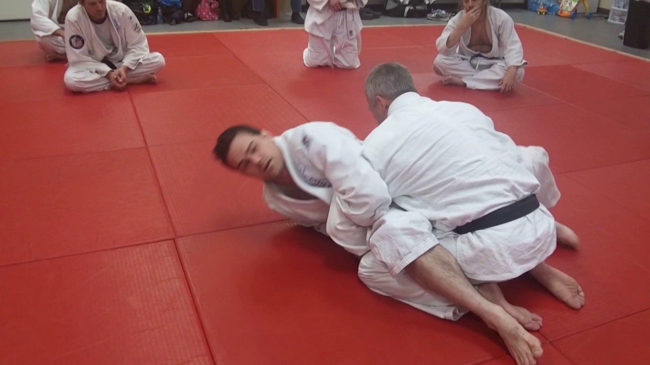 Ude Garami Rollover Guard Sweep - YouTube