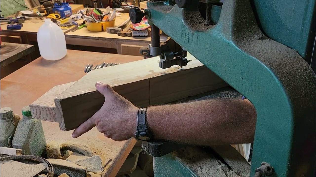 Cutting decorative curve in knee braces. - YouTube