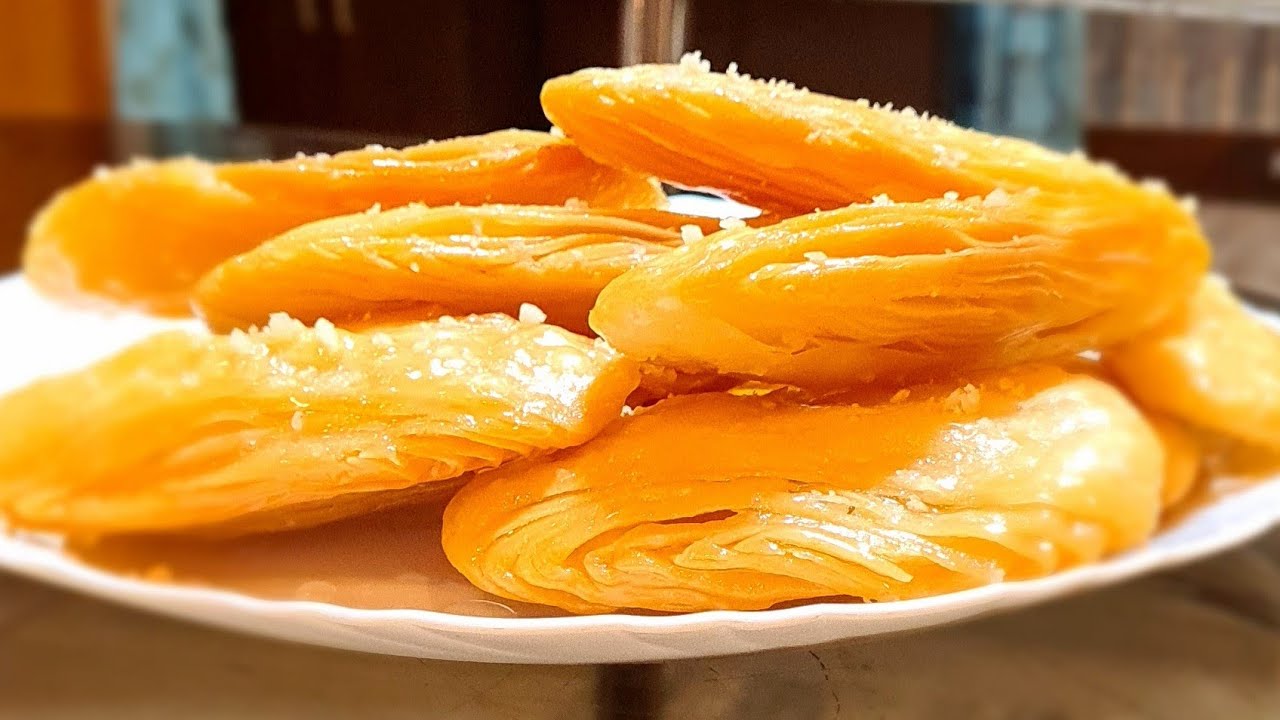 Purir special khaja recipe--Odisha's Khaza .পুরীর বিখ্যাত মচমচে খাজা ...