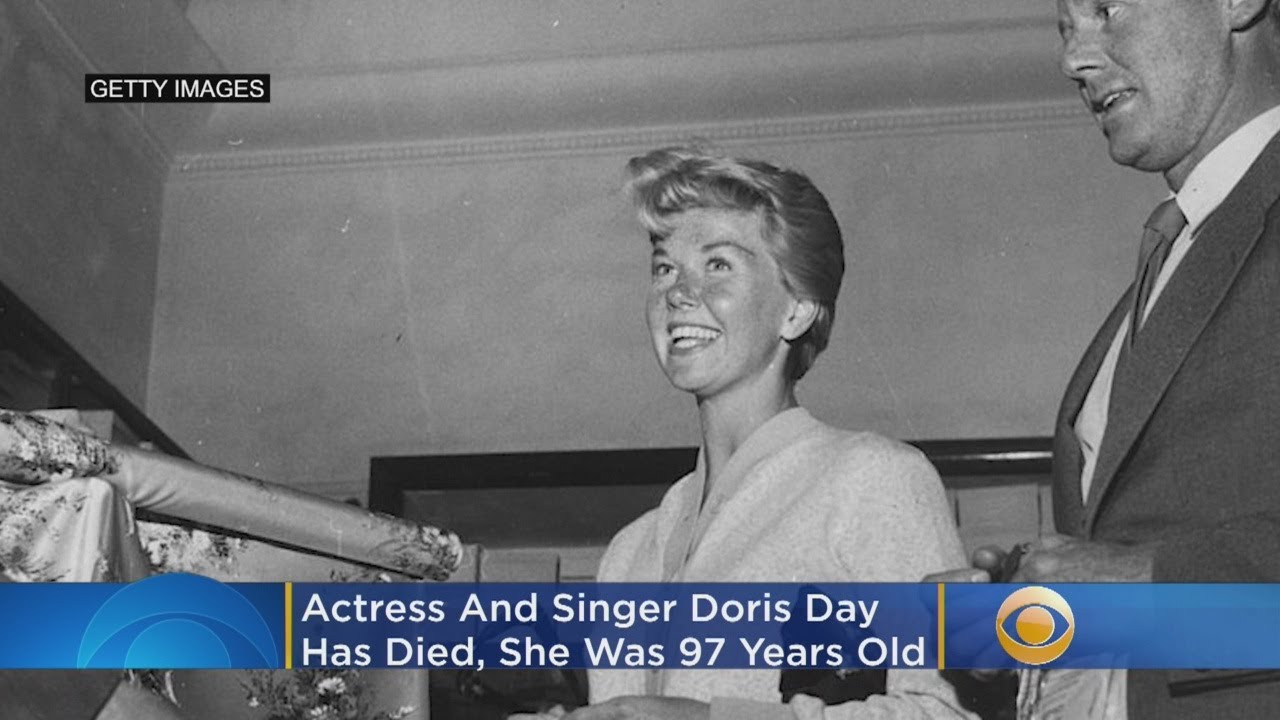 Legendary Actress And Singer Doris Day Dead At 97 - YouTube