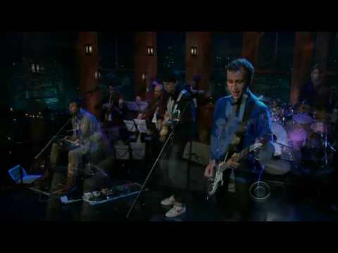 Vampire Weekend Horchata Late Late Show - YouTube
