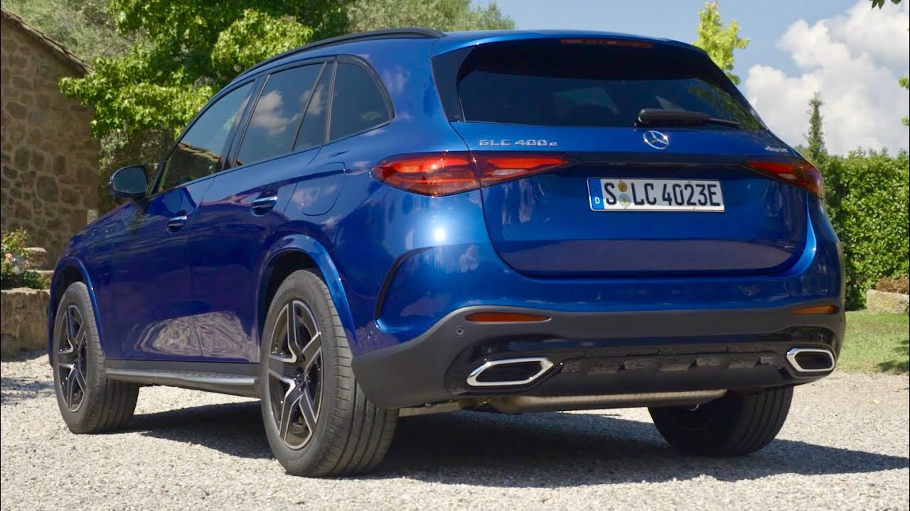 NEW Mercedes GLC (2023) - DRIVING, exterior & interior (Spectral Blue ...