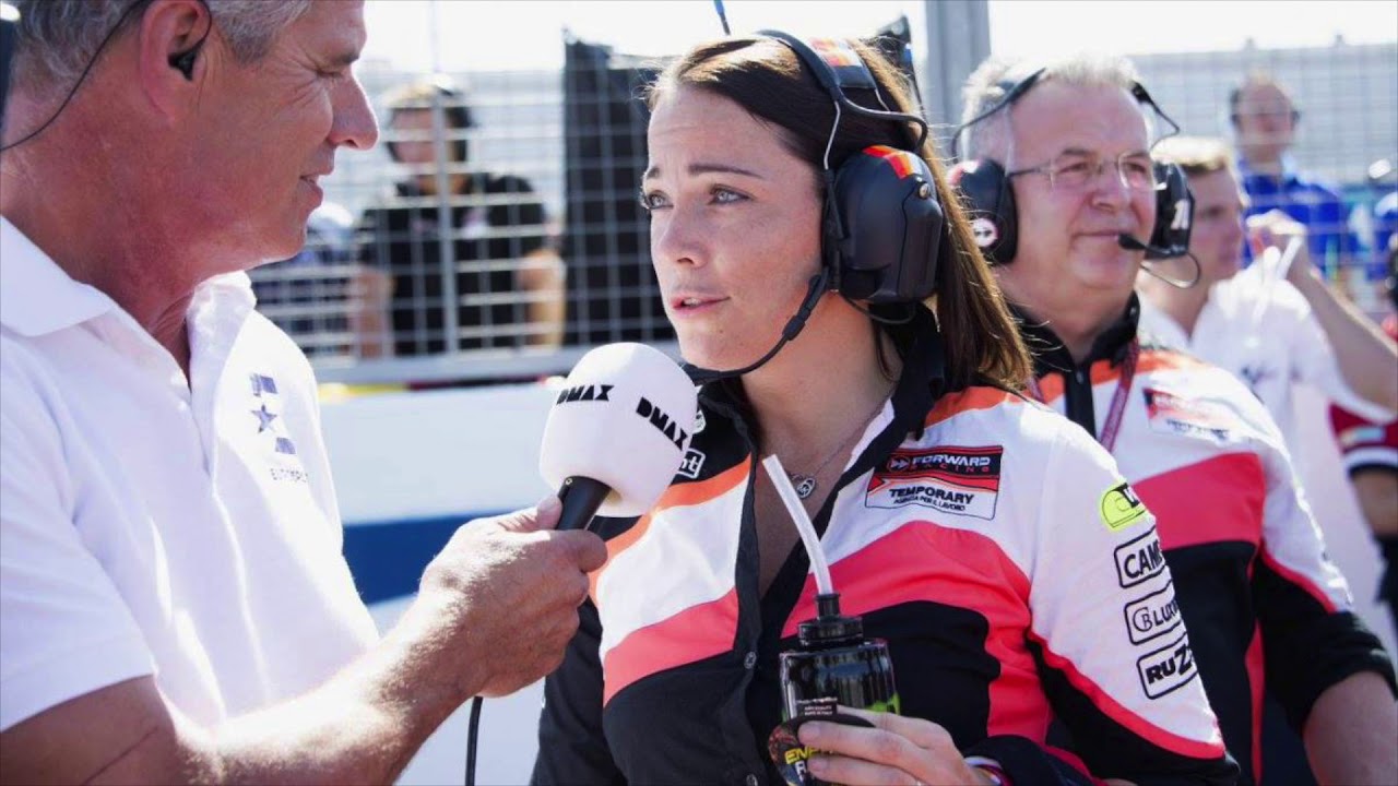 MILENA KOERNER en Motogp - YouTube