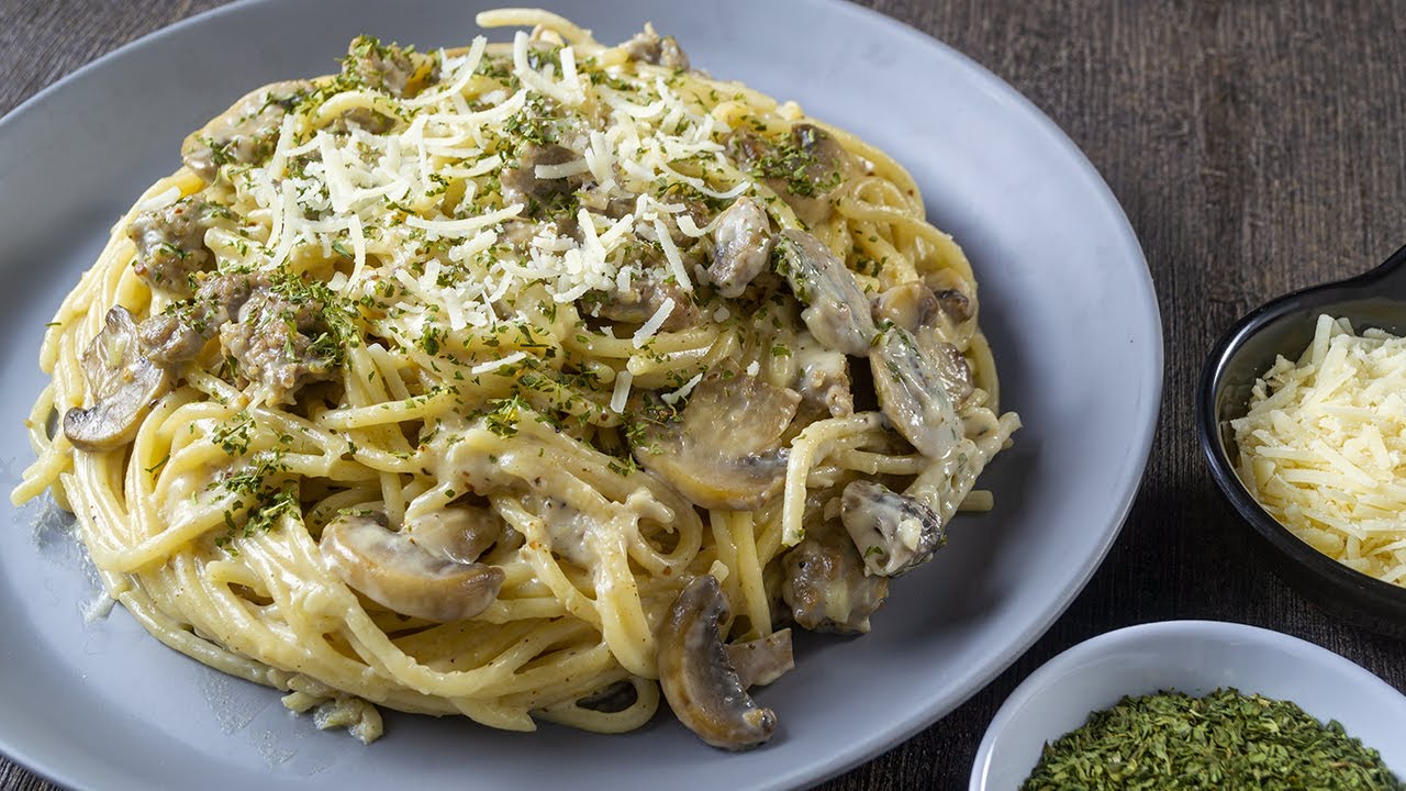 CREAMY & GURIH BANGET! Semua Pasti Suka! Resep SPAGHETTI CARBONARA Ala ...