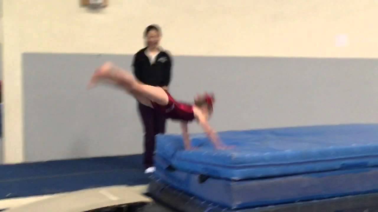 Daria Zoretic Level 2 Vault - YouTube