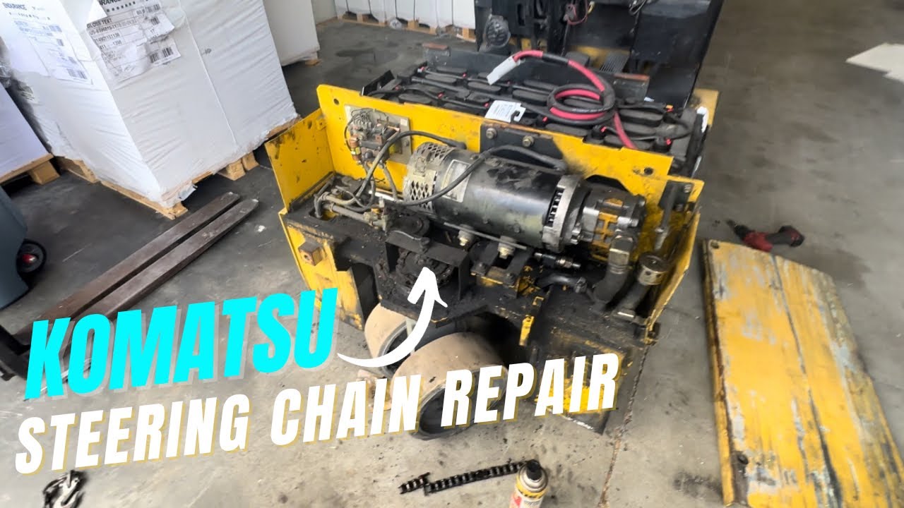Komatsu electric forklift steering chain repair!! - YouTube