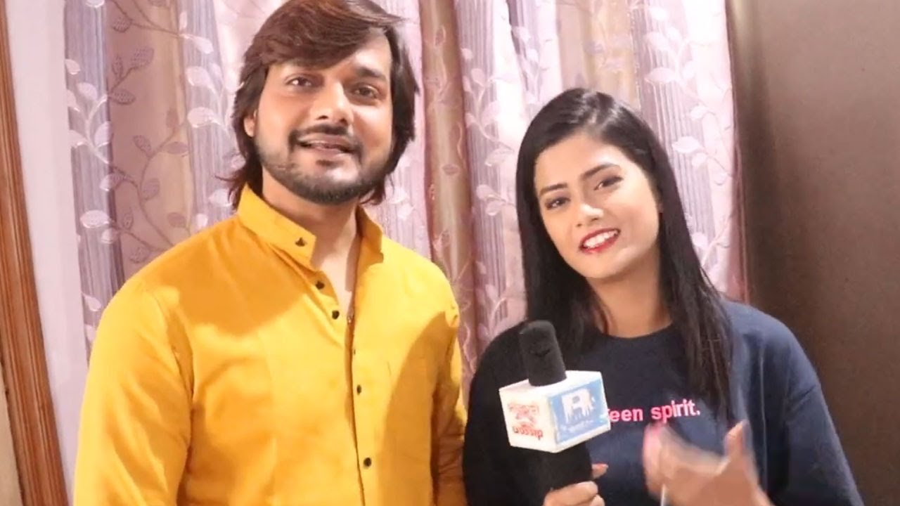 Pallavi Giri जब Bhojpuri Gossip का माइक लेकर Vimal Pandey के साथ किया ...
