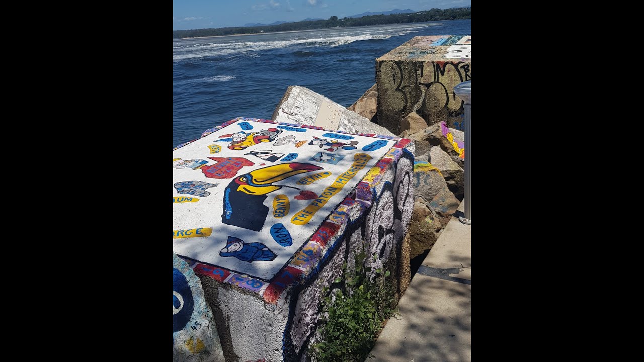 Saltwater fishing at Urunga! - YouTube