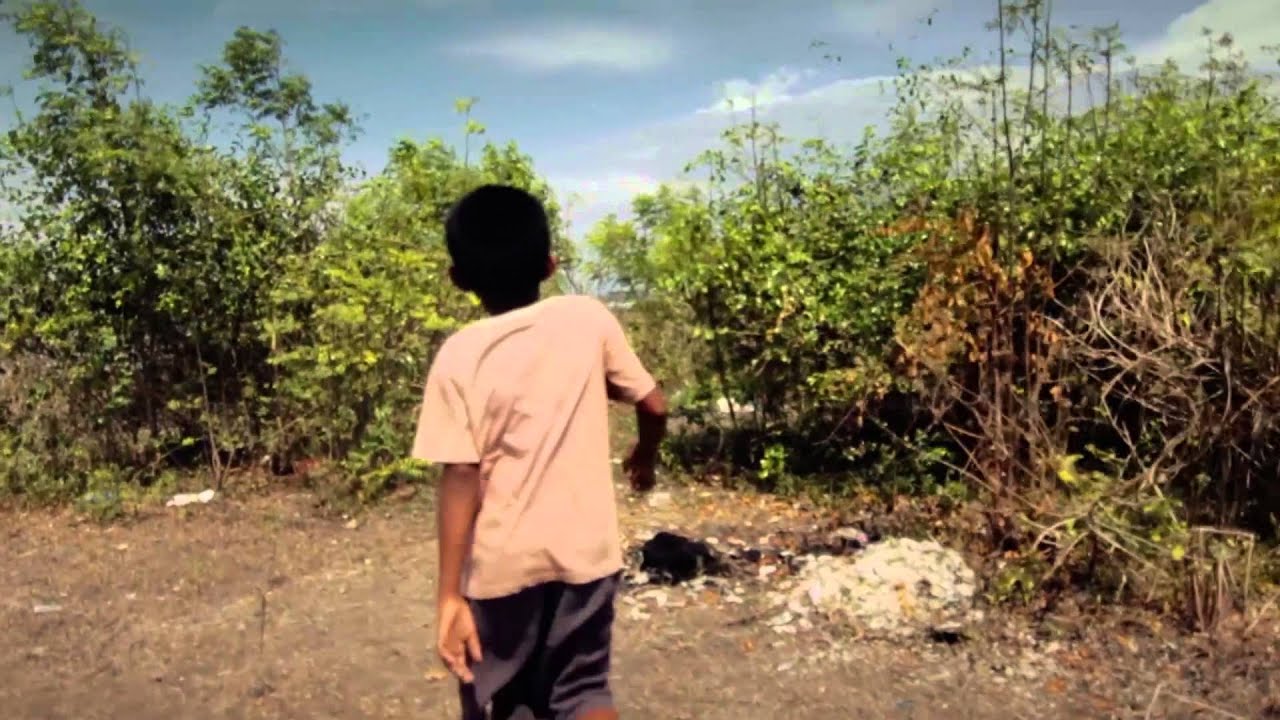 Taguri (Under the Same Sky) Full - YouTube