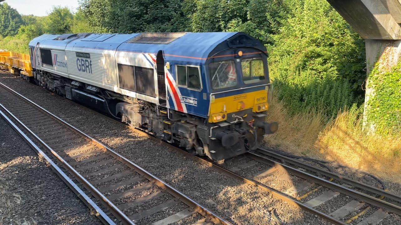 Class 66 | 66780 ‘The Cemex Express’ | GB Railfreight - GBRf - YouTube
