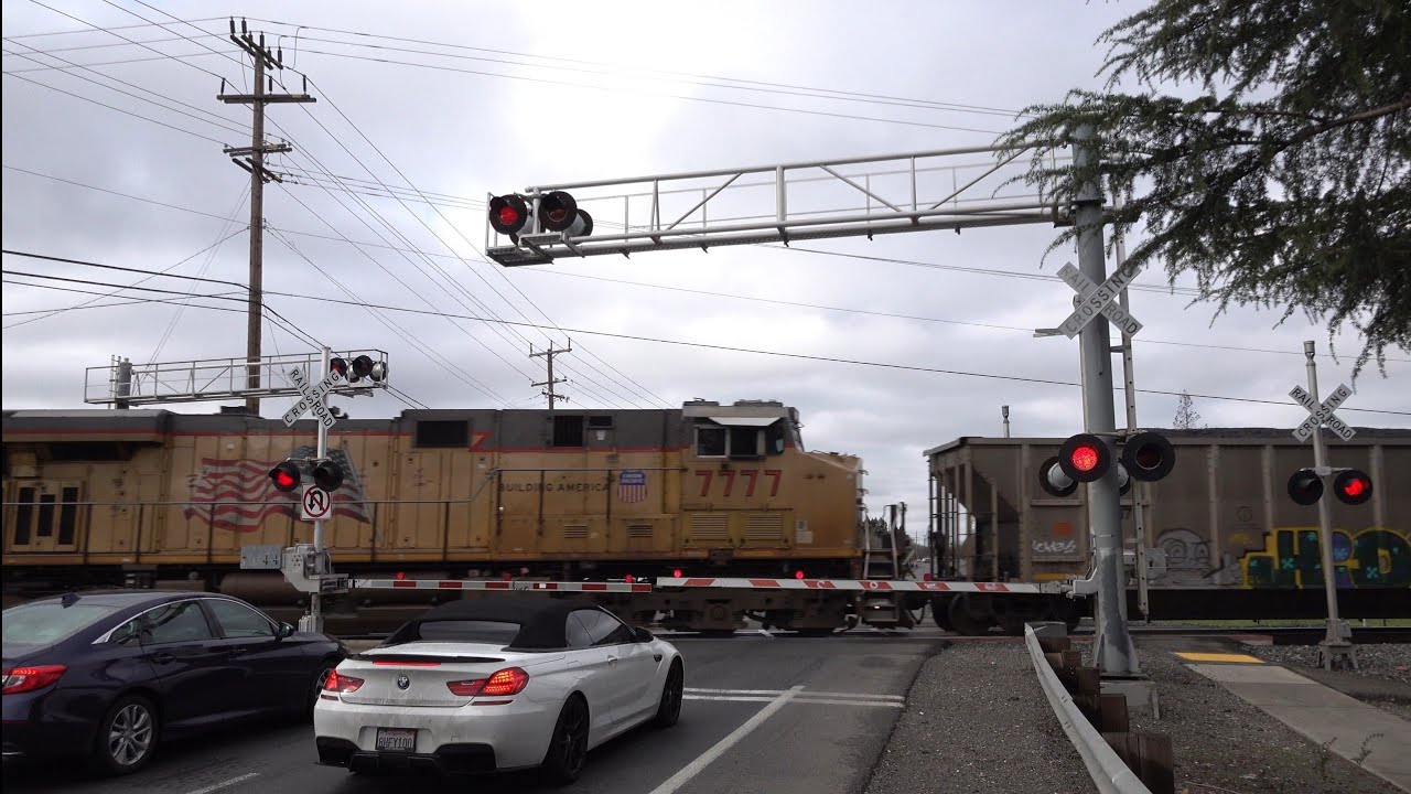 UP 7456 Coal Train With UP 7777 South, Calvin Rd Railroad Crossing, Elk ...