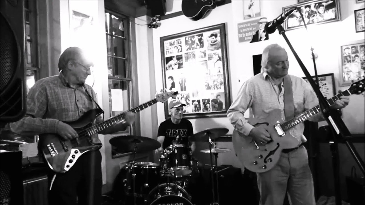 MARK HANDLEY & THE BONE IDOLS @ THATCHER'S BAR 19 01 2018 - YouTube