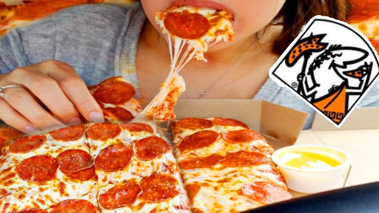 ASMR RIDE WITH ME LITTLE CAESARS CAR MUKBANG ( CHEESY PEPPERONI PIZZA ...