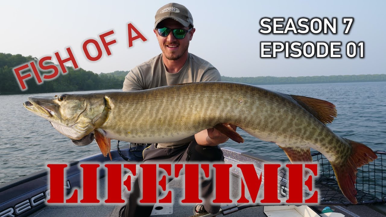 35 Pound MUSKY of a LIFETIME! S7.E01 - YouTube