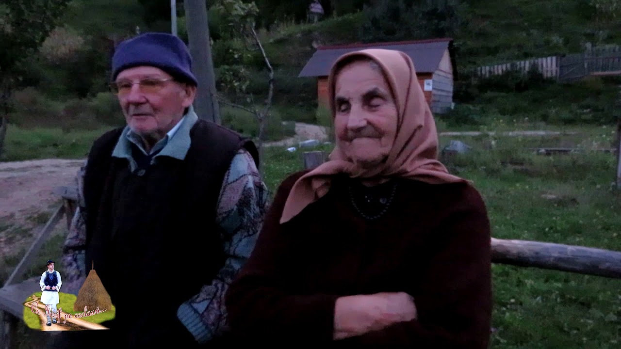 Badea Ion Gerasim și le' Floare Rus din satul COȘBUC, jud. BN - YouTube
