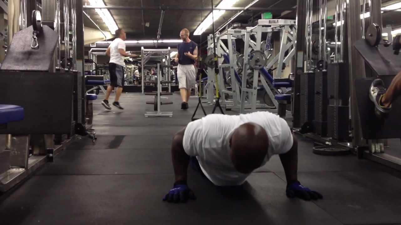 James Toney Doing TRX Atomic Push-ups - YouTube