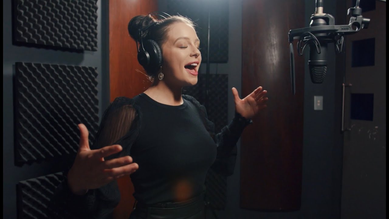 Rise Up - Andra Day | Cover By Sabrina Durante - YouTube