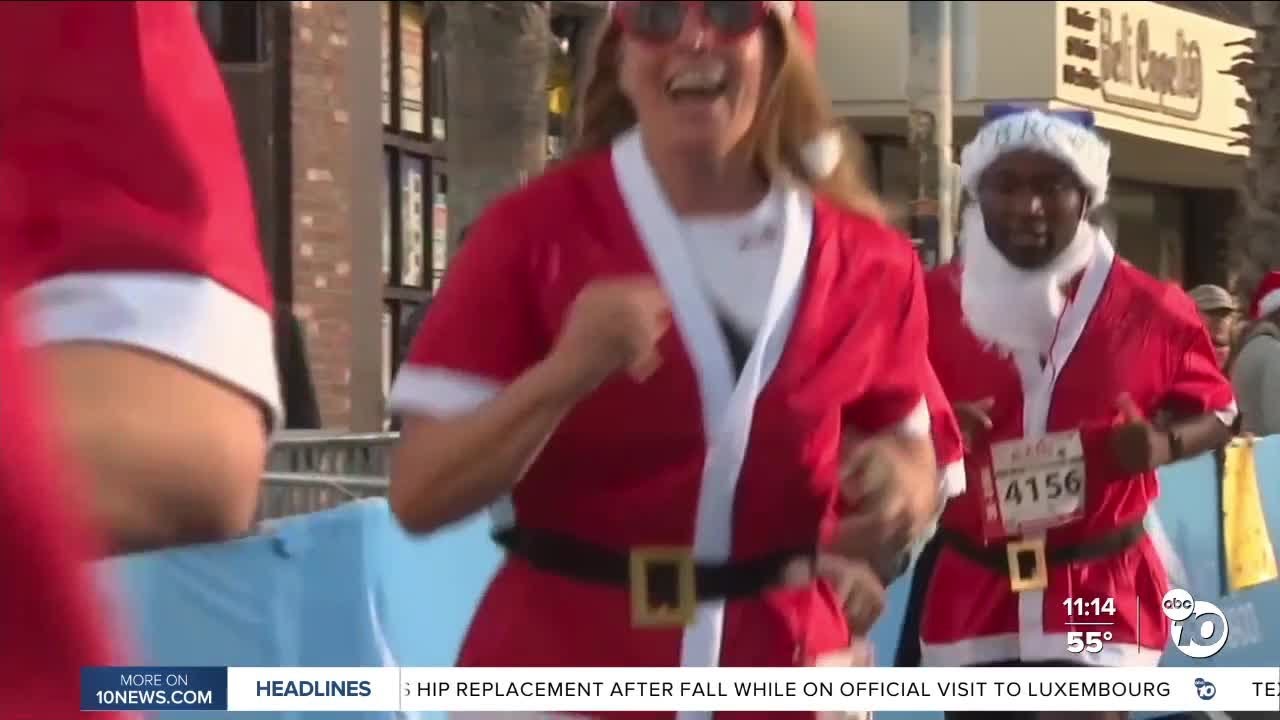 Santa Run returns to Pacific Beach - YouTube