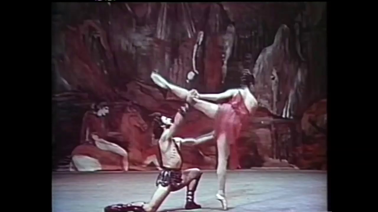 Vladimir Djouloukhadze as Jason in 'Medea' ballet (3) - YouTube